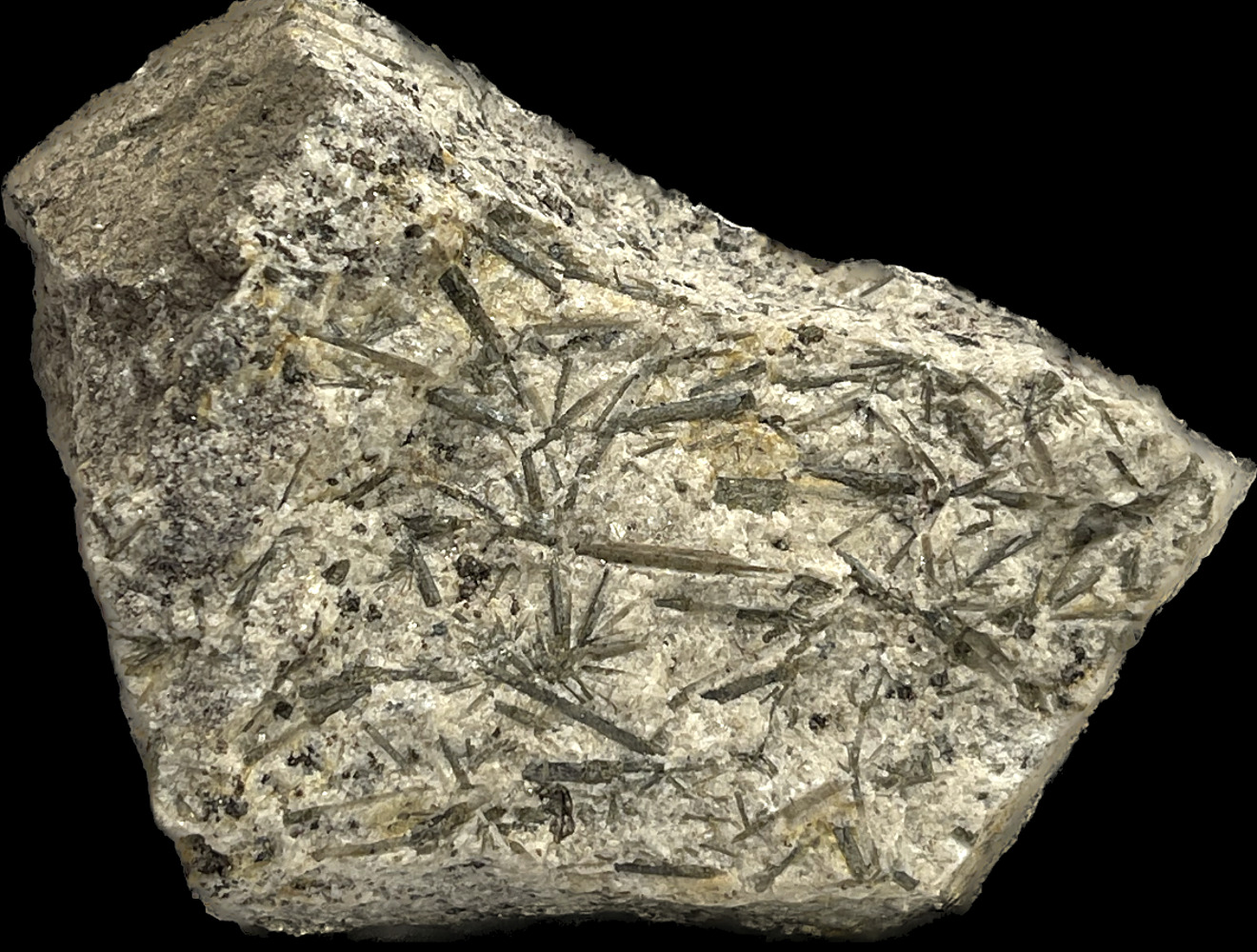 Prismatine: Mineral information, data and localities.