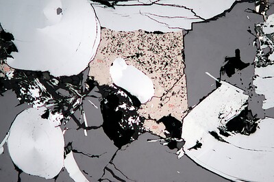 LKP-7YN - Stannite, Cylindrite, Sphalerite, Pyrite, Franckeite, Quartz