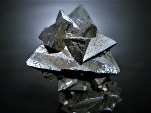 Donald B Peck - Crystallography: The Isometric System