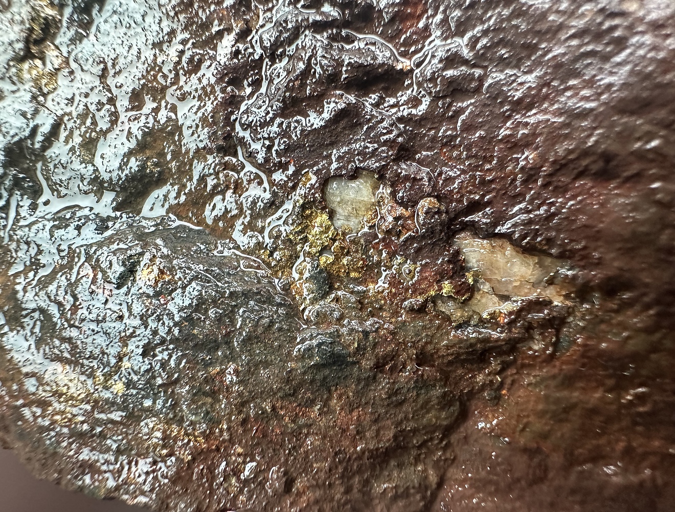 General : How to remove schist(?) from gold/quartz specimen? Dahlonega, GA