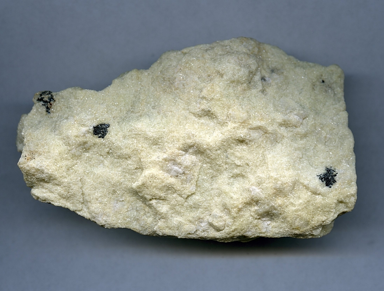 Rubidium-bearing Muscovite: Mineral information, data and localities.