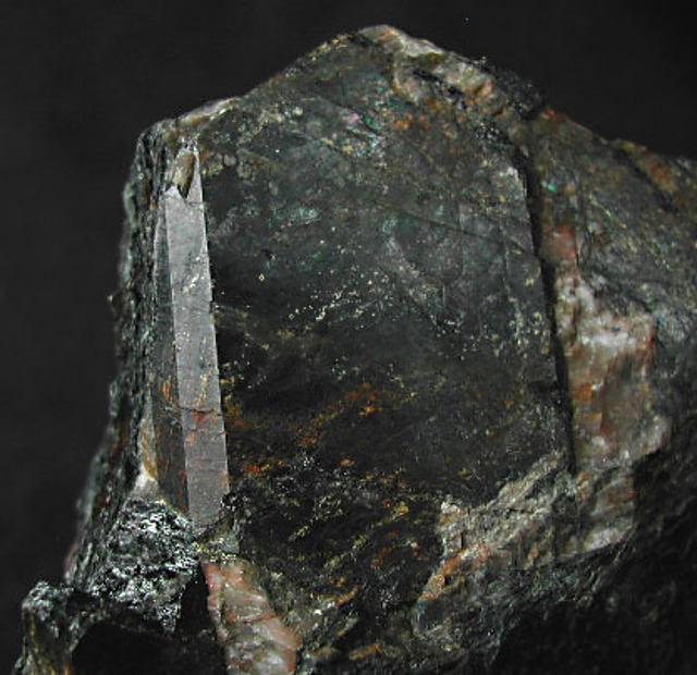 Gadolinite-(Y)
