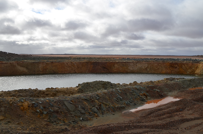 Devon Gold Mine, Linden Goldfield, Leonora Shire, Western Australia ...