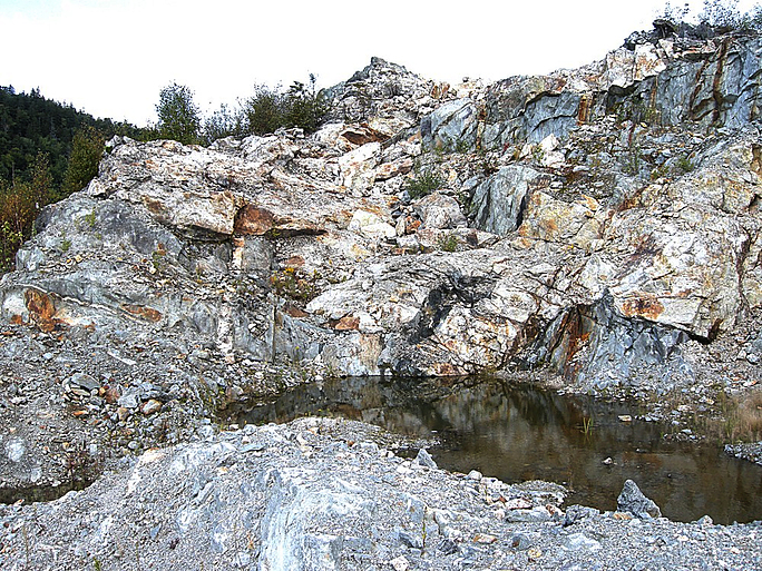 Dunton Gem Quarry, Newry, Oxford County, Maine, USA