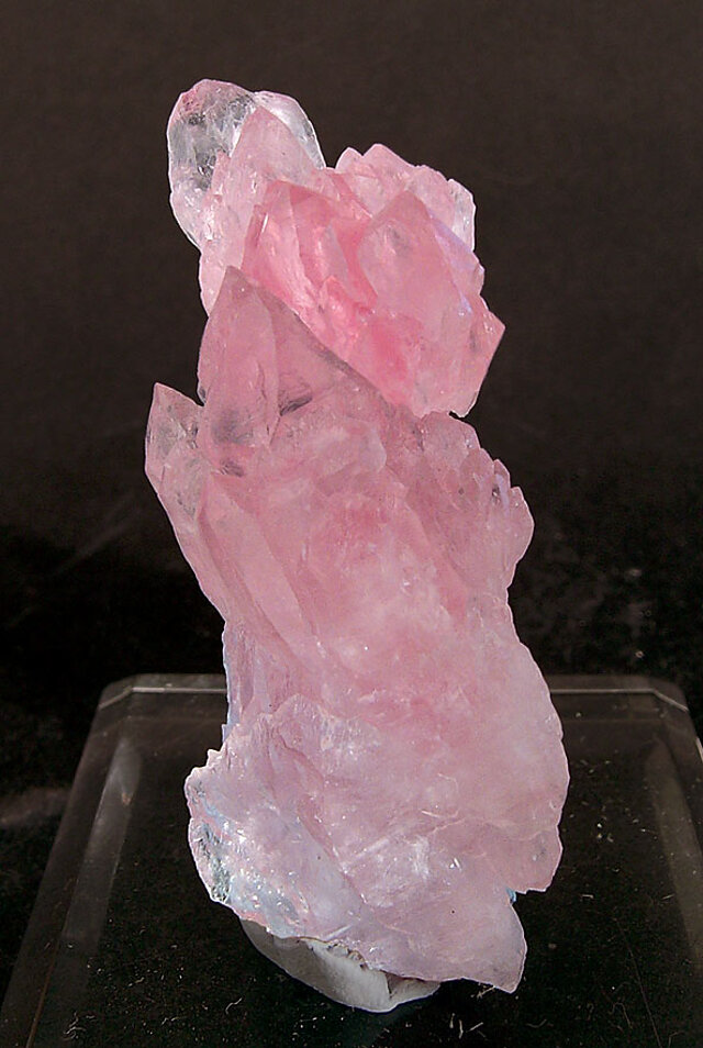 Quartz (Var: Rose Quartz)