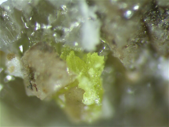 Lautarite: Mineral information, data and localities.