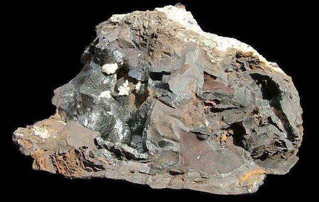 Groutite, Baryte, Goethite