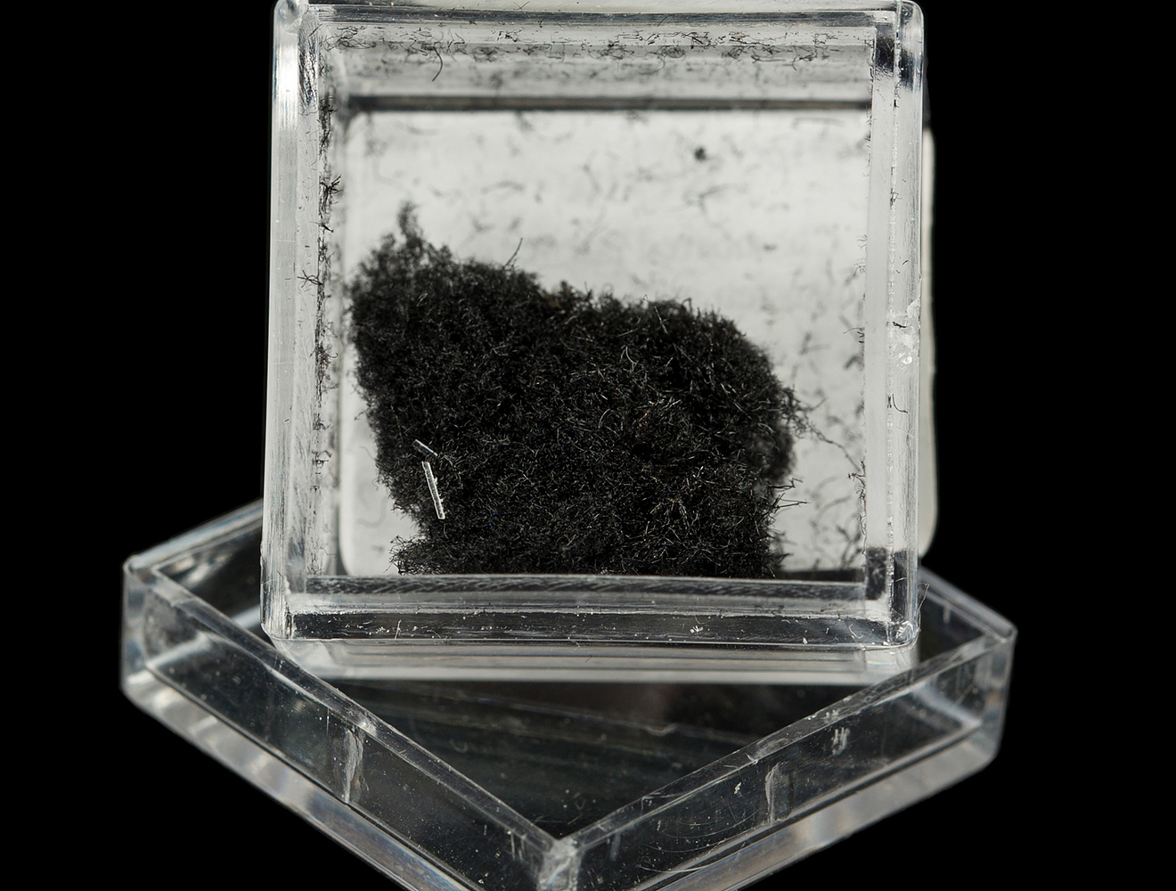 Kerite: Mineral information, data and localities.