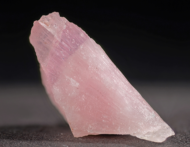 Avdeevite: Mineral information, data and localities.