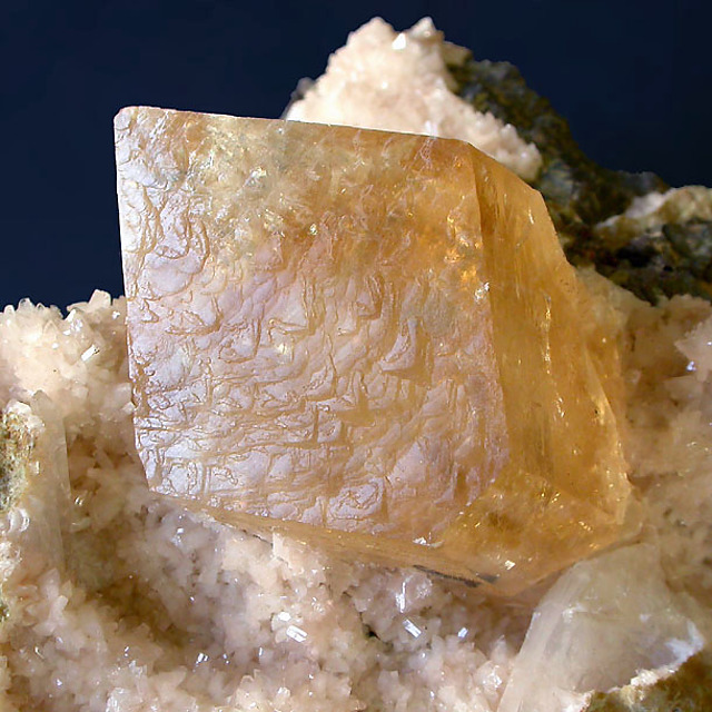 Calcite, Stilbite Subgroup, Heulandite Subgroup