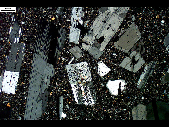 Alkali basalt: Mineral information, data and localities.