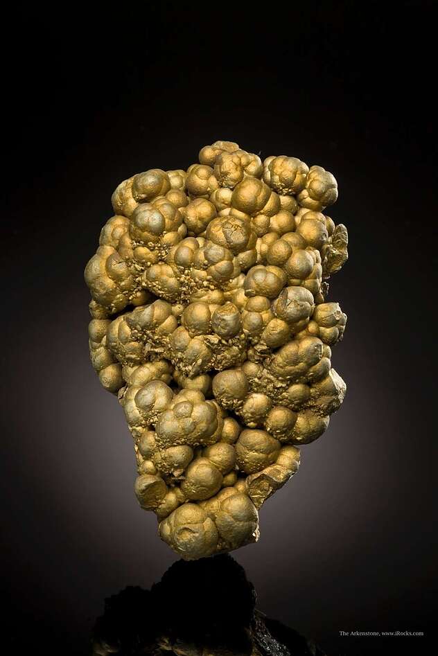 Blister Copper: Mineral information, data and localities.