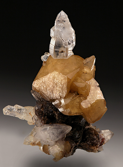 Magnesite: Mineral information, data and localities.