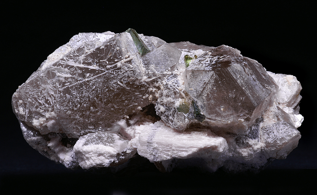 Schernikite: Mineral information, data and localities.