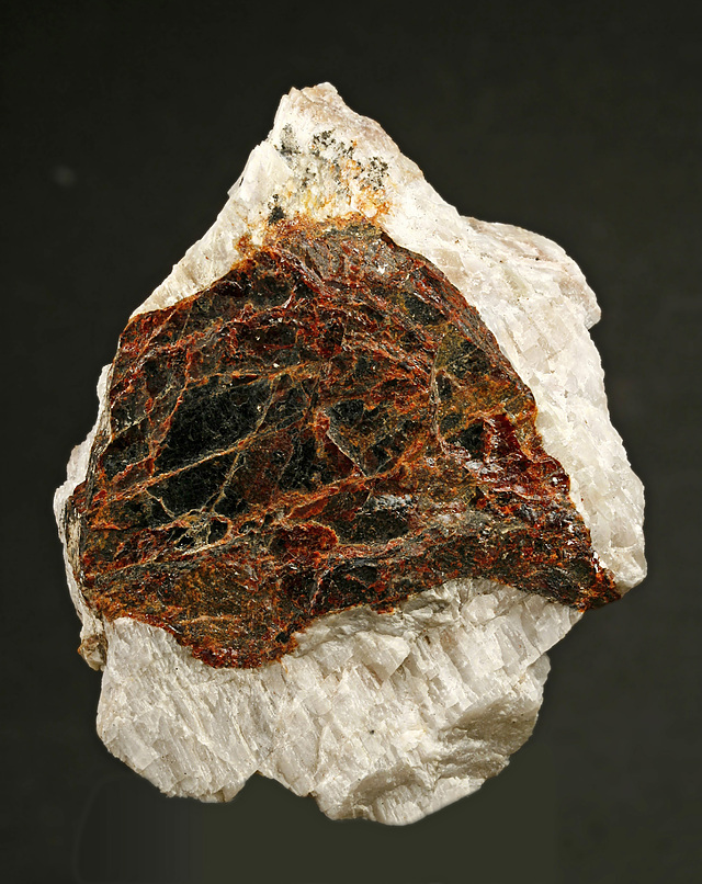 Zincite, Calcite
