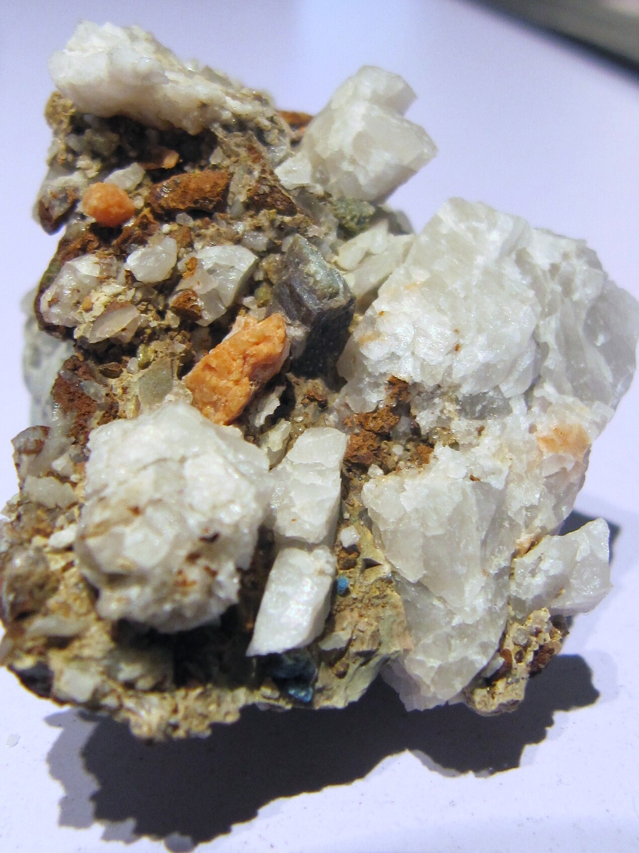 Wagnerite (visually identified). Crystalsize: 4 mm. peter neschen ...