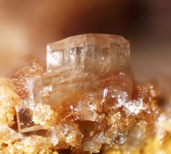 Raspite: Mineral information, data and localities.