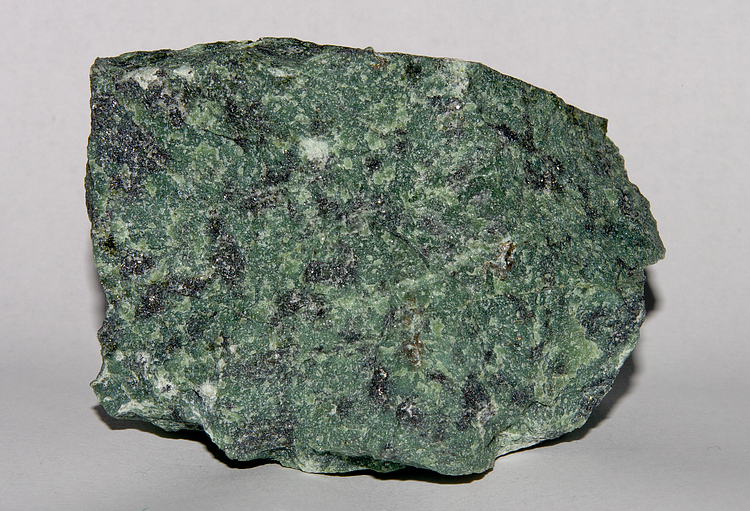 Serpentinite: Mineral information, data and localities.