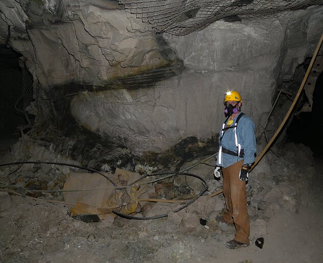 Pandora Mine, La Sal Mining District, San Juan County, Utah, USA