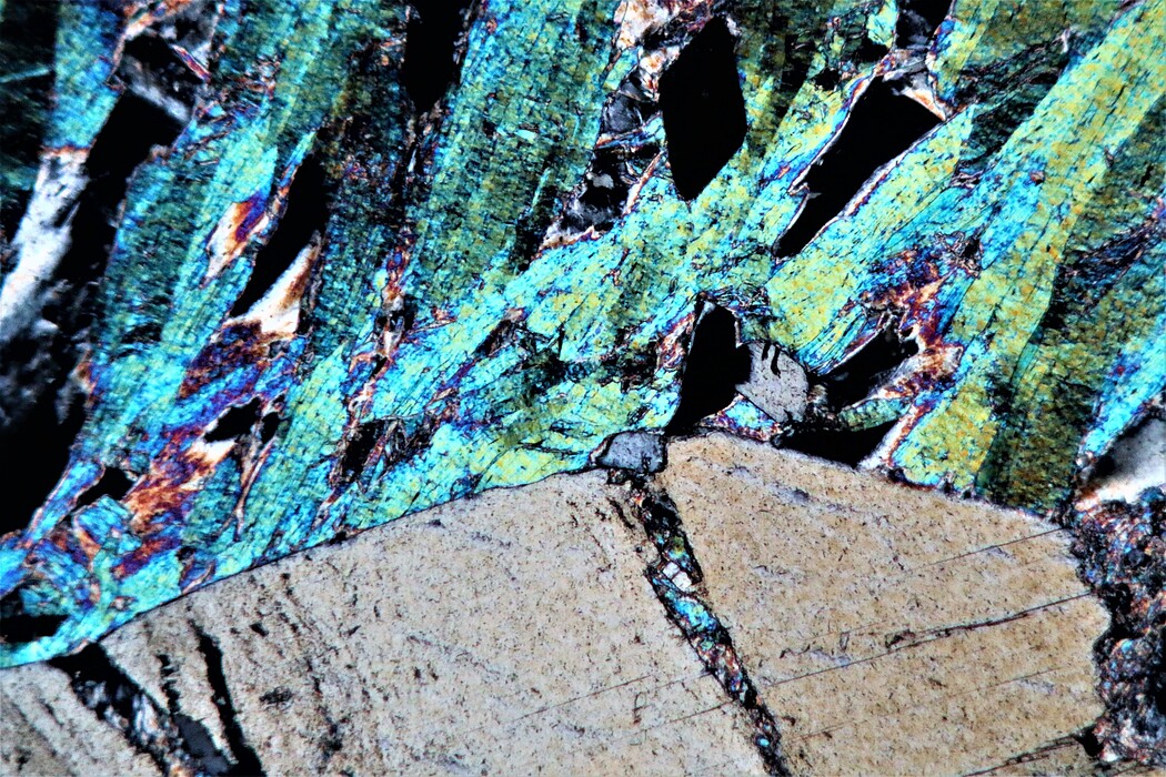 Talc-rock: Mineral information, data and localities.