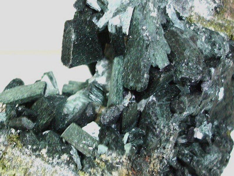 Amphibole Supergroup (Var: Uralite)