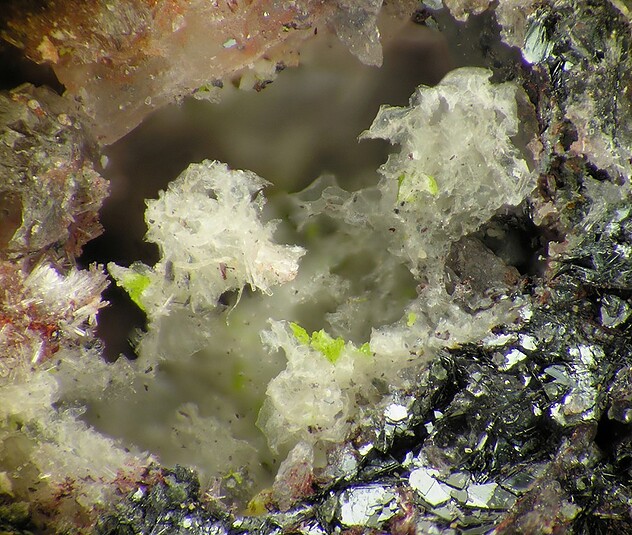 Surite: Mineral information, data and localities.