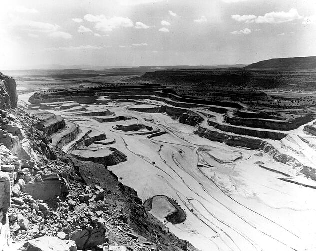 Jackpile Mine (Jackpile-Paguate), Laguna subdistrict, Cibola County ...