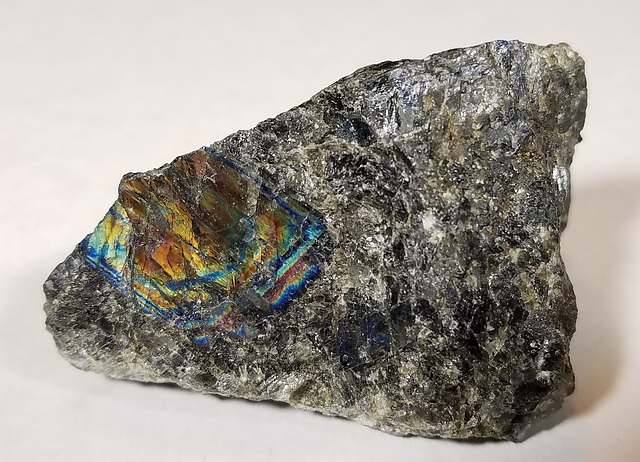 Anorthite (Var: Labradorite)