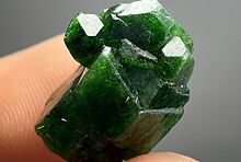 Mineralogical Classification : Magnetite-Hematite-Martite