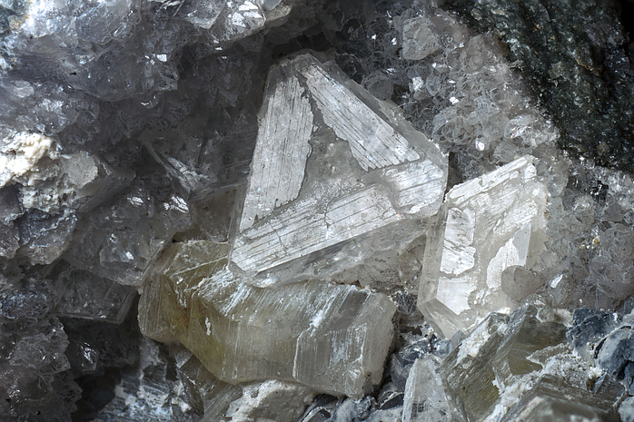 Cryolite: Mineral information, data and localities.