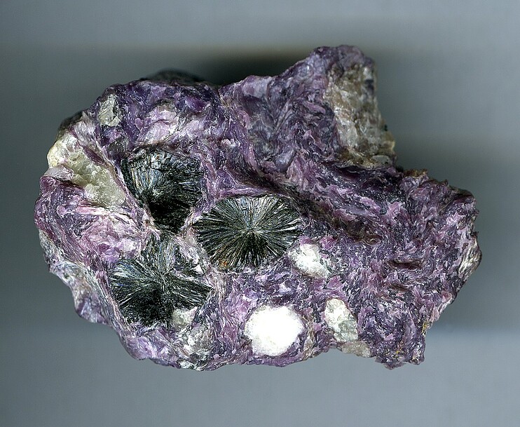 Metasomatic-rock: Mineral information, data and localities.