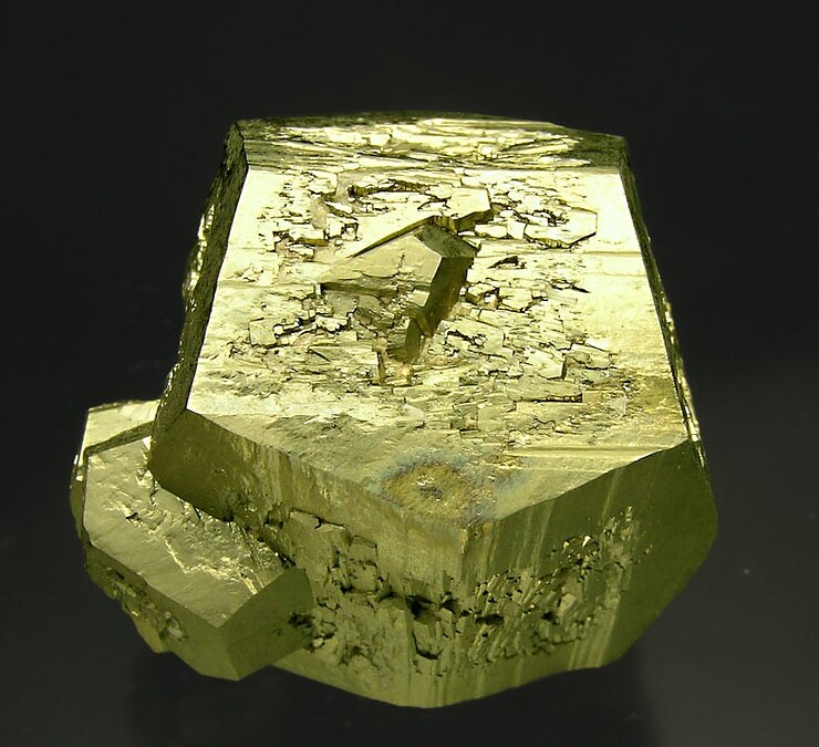 Pyrite: Mineral information, data and localities.