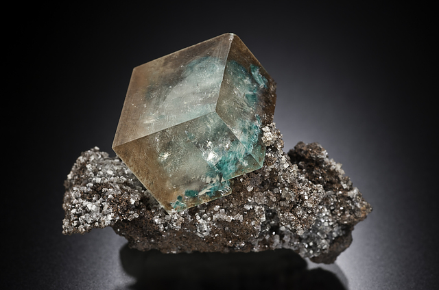 Calcite, Dioptase