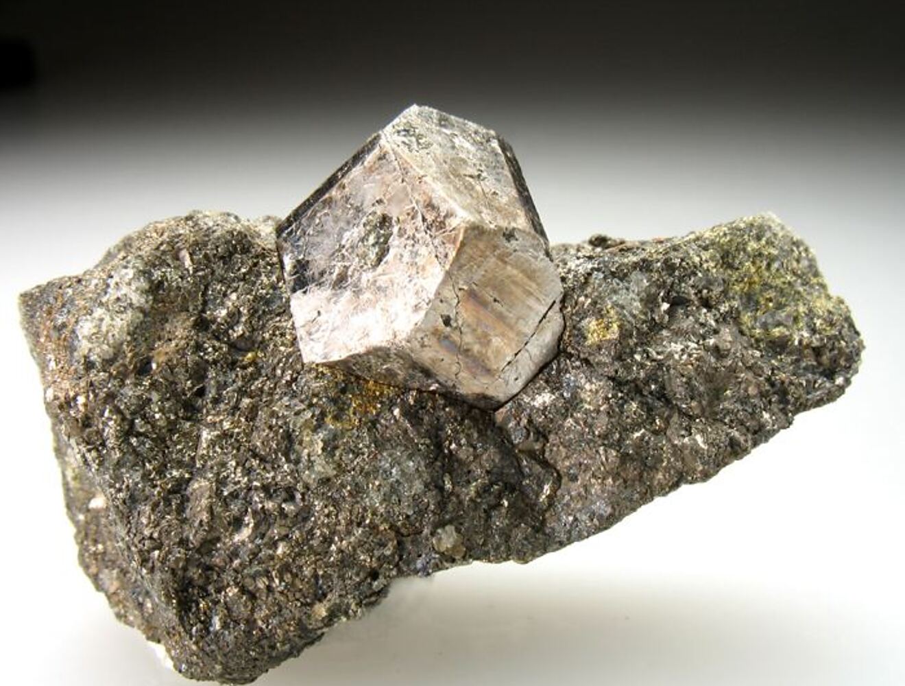 Cobaltite: Mineral information, data and localities.