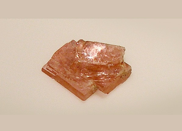 Lanthanite: Mineral information, data and localities.