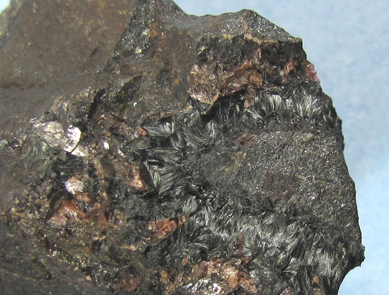 Ferro-ferri-winchite: Mineral information, data and localities.