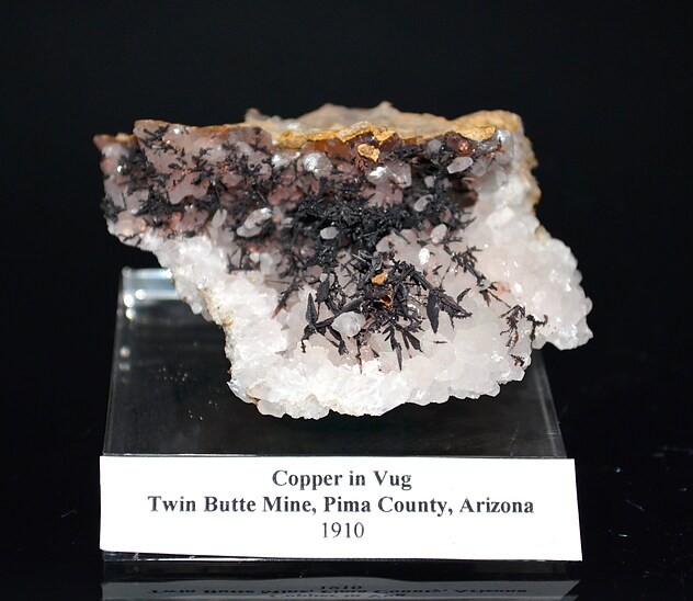 Twin Buttes Mine, Twin Buttes, Pima Mining District, Sierrita Mountains ...