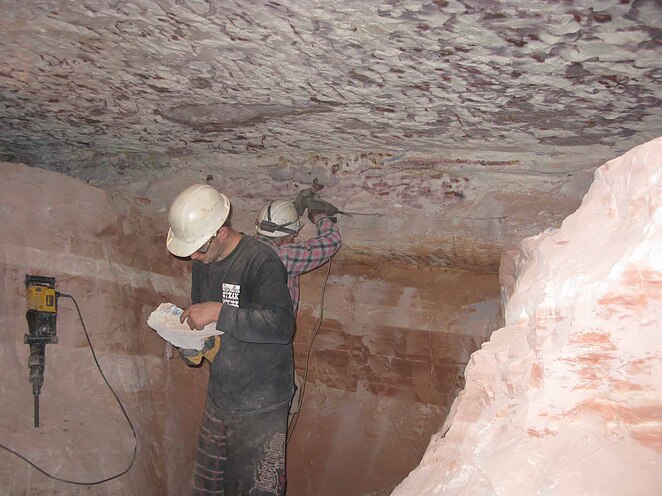 Malbunka Copper Mine, Areyonga, Gardiner Range, MacDonnell Region ...
