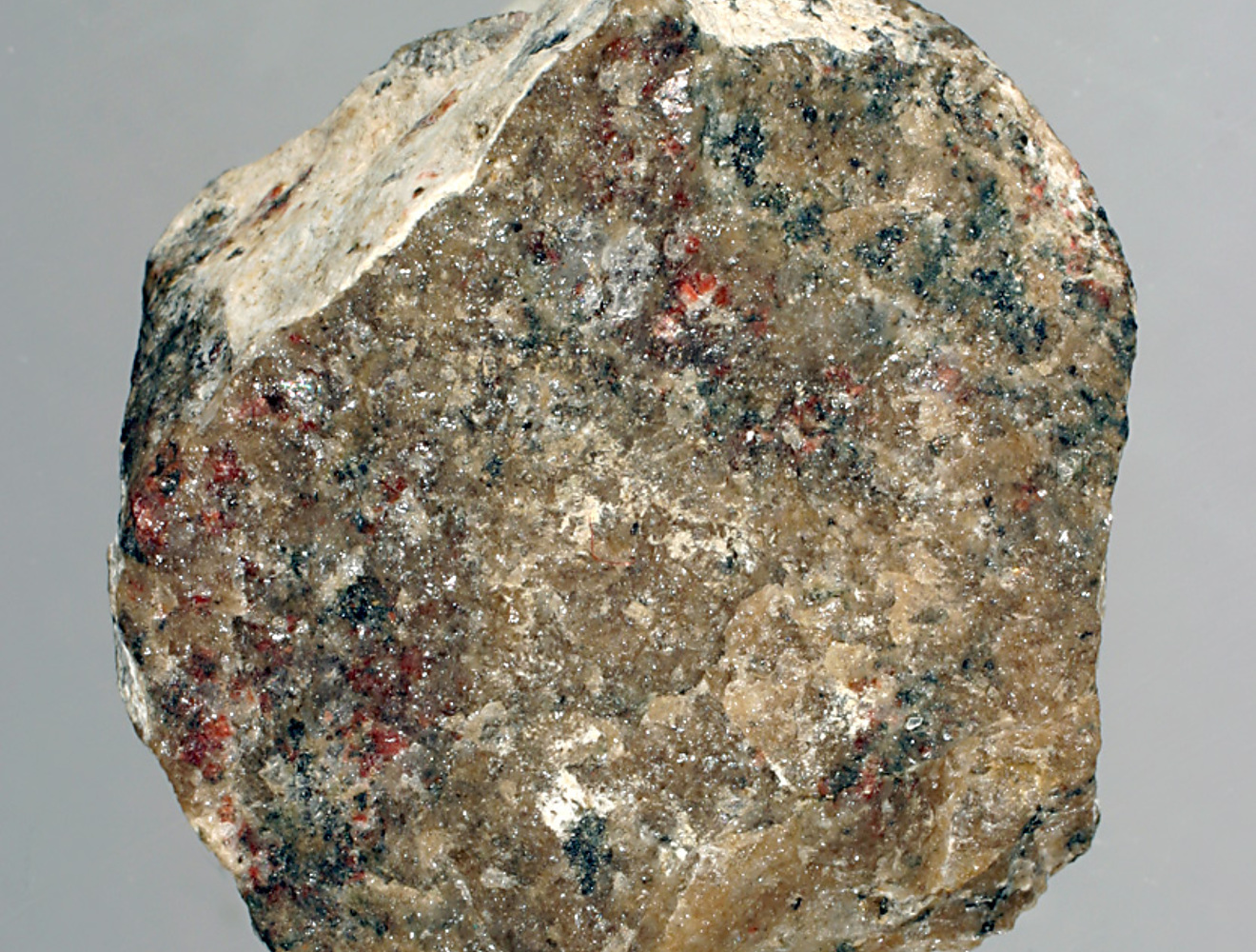 Pellyite: Mineral information, data and localities.