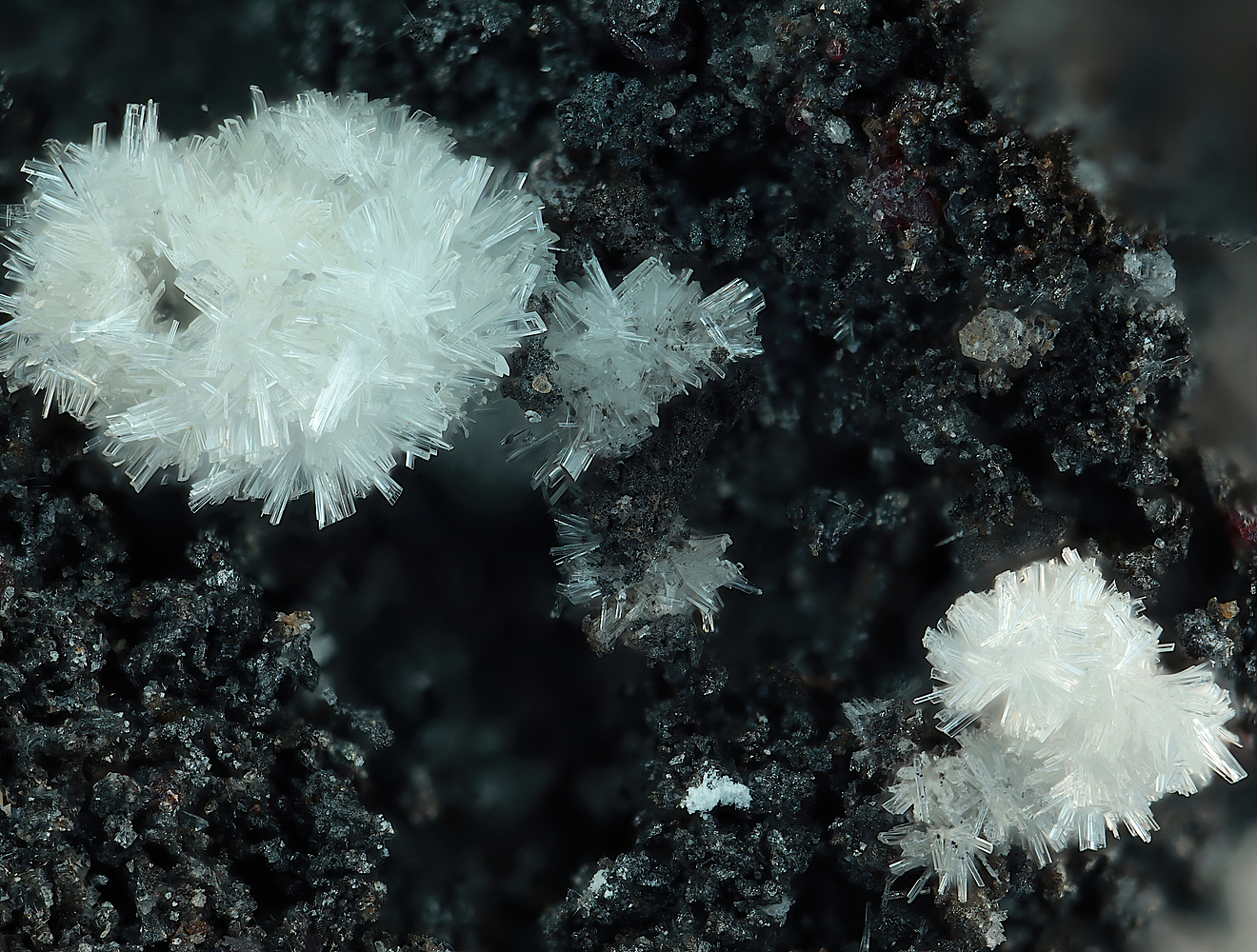 Kaatialaite: Mineral information, data and localities.