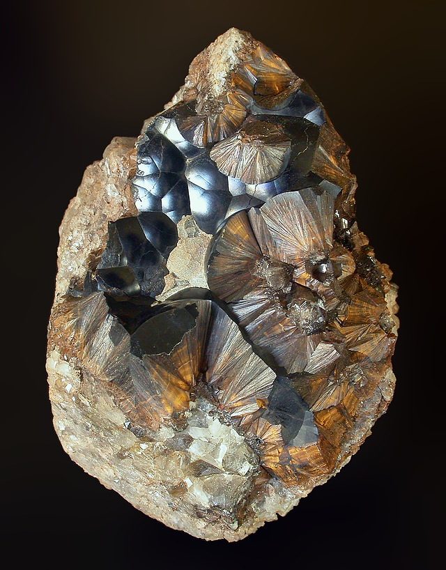 Goethite, Quartz, Quartz (Var: Smoky Quartz)