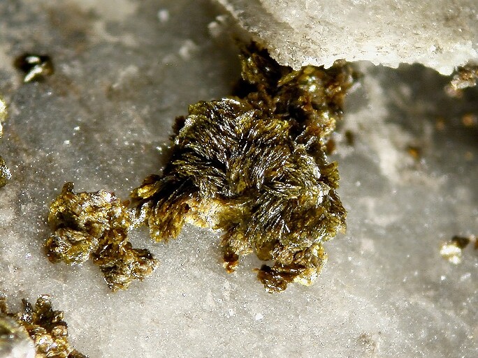 Vauquelinite: Mineral information, data and localities.