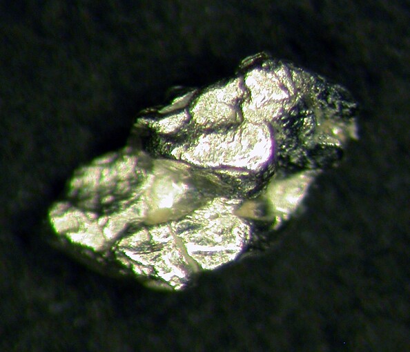 Native Iridium: Mineral information, data and localities.
