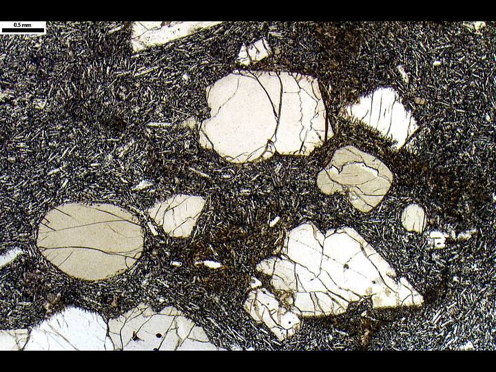 Alkali basalt: Mineral information, data and localities.