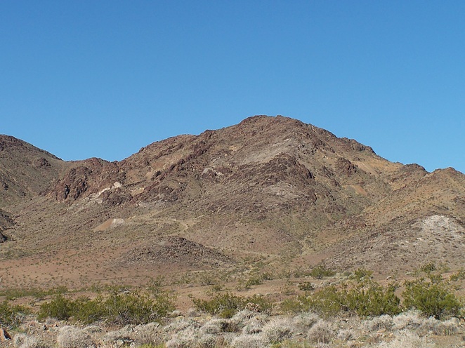 Blue Bell Mine, Zzyzx, Soda Mountains, Silver Lake Mining District, San ...