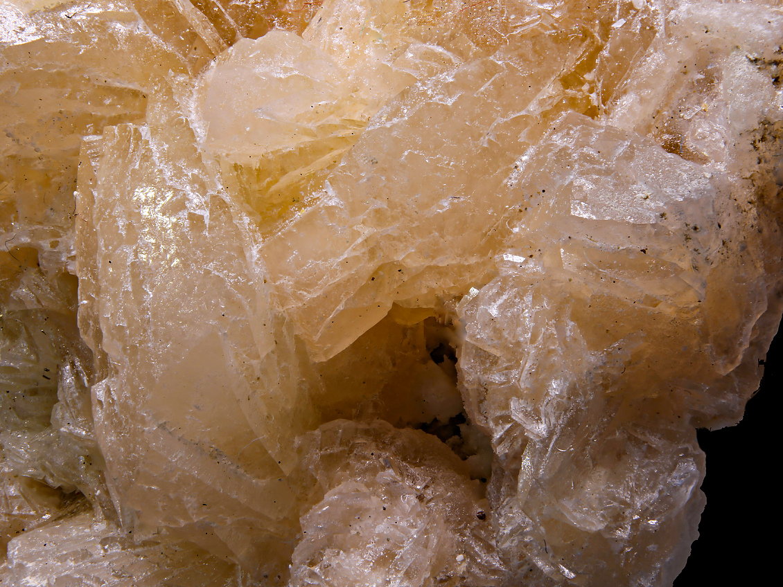 A sharp, terminated individual crystal of trona.Acquired from Richard ...