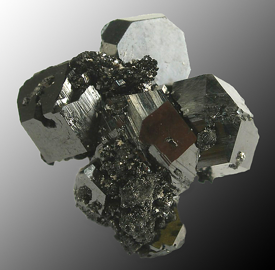 Braunite Group: Mineral information, data and localities.