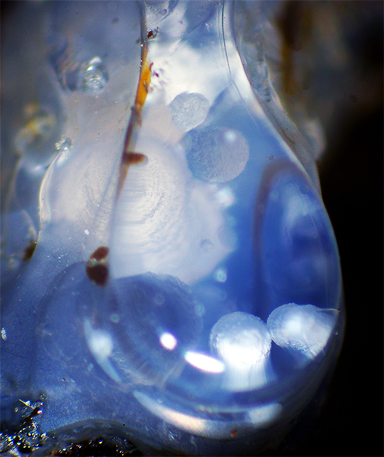 Rumanite: Mineral information, data and localities.