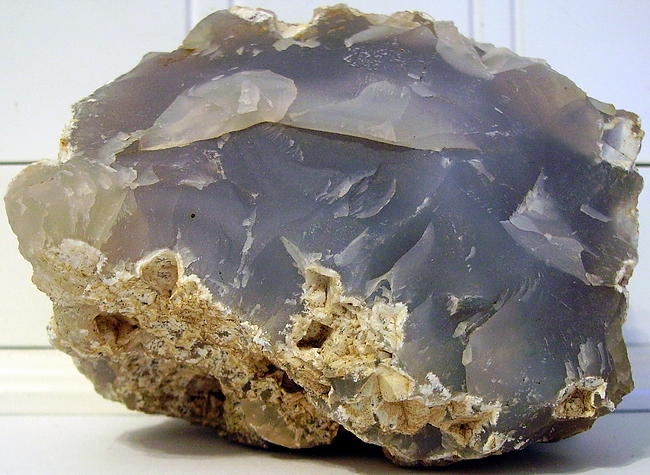 Blue Chalcedony: Mineral information, data and localities.
