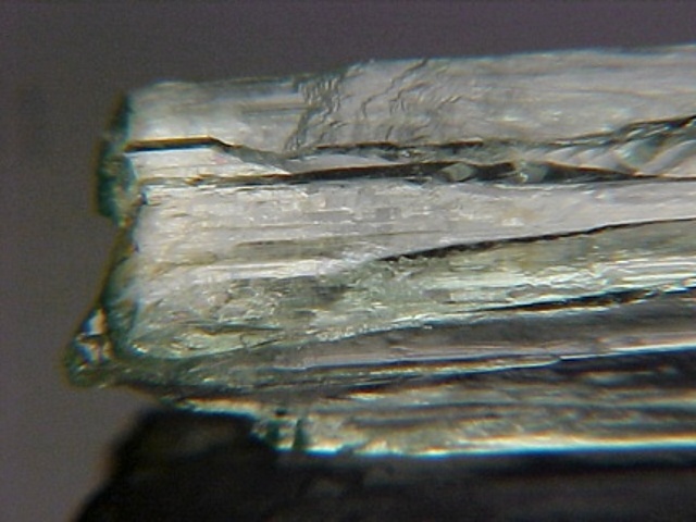 Spodumene (Var: Hiddenite)